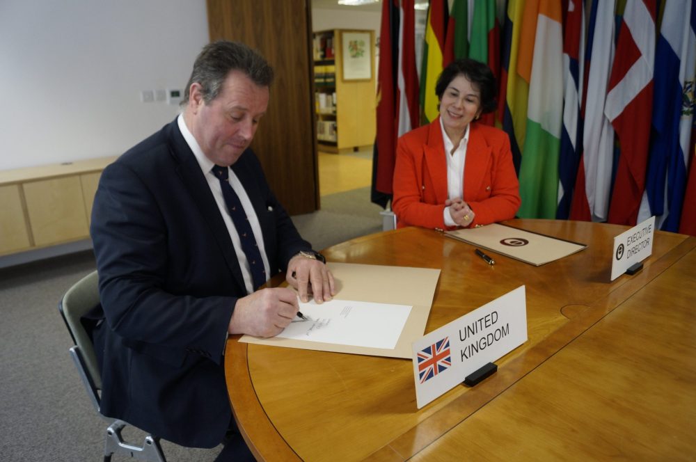 UK Government signs 2022 International Coffee Agreement | British ...